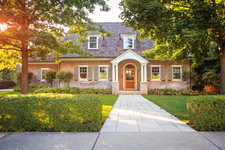 How Big is 2000 Square Feet? - Love Home Designs