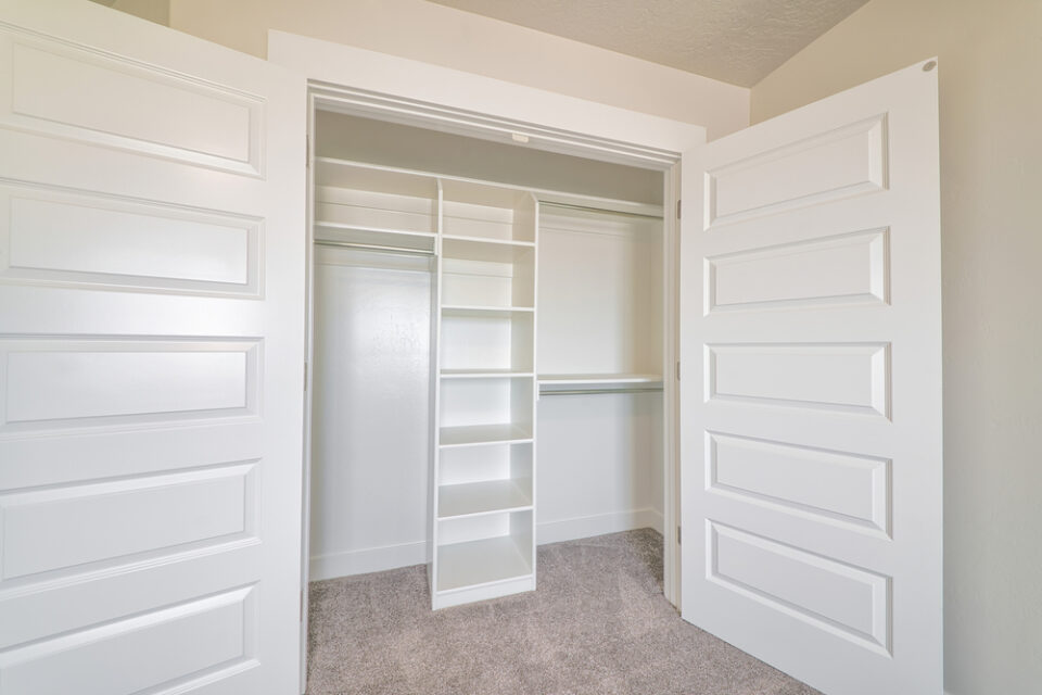 16 Gorgeous Types of Closet Doors - Love Home Designs