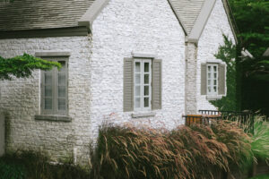 22 Beautiful House Exterior Brick Color Schemes (Pics to Inspire)