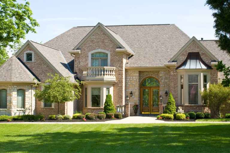 9 Gorgeous House Exterior Rock Ideas (Photos and More)