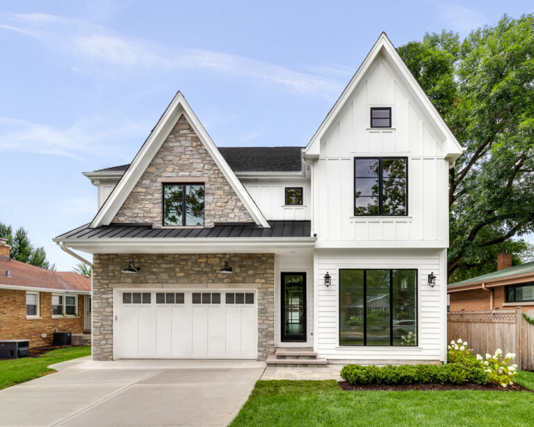 29 Stunning Brick House and Roof Color Combinations